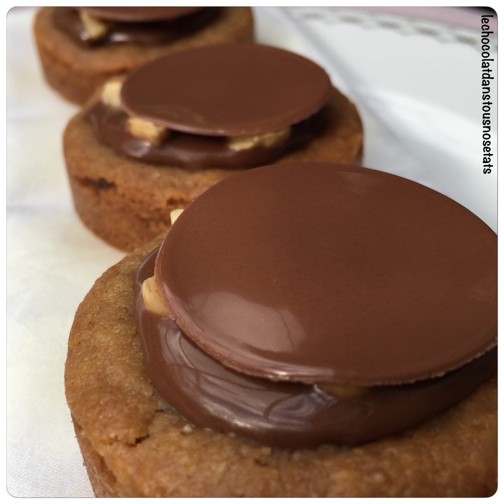 Les « cookies » revisités aux noisettes d’Antony TERRONE, Le Peninsula ...