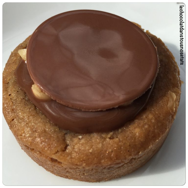 Les « cookies » revisités aux noisettes d’Antony TERRONE, Le Peninsula ...